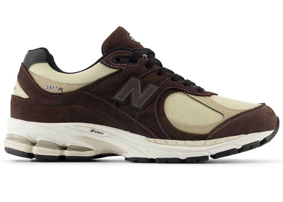 New Balance 2002R Gore-Tex Black Coffee - MeetSneaker